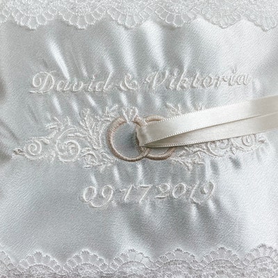 Wedding Frame Embroidery Design in SATIN STITCH for Monogram and ...
