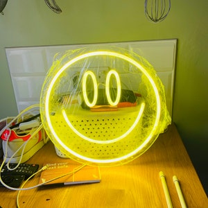 Custom Dripping Lip Neon Sign Neon Sign Aesthetic Neon Sign Name Neon ...