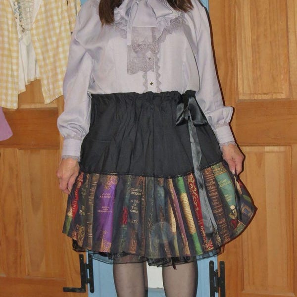 Library Books Full Skirt - 50's Style - Literary Costume - Plus Size ...