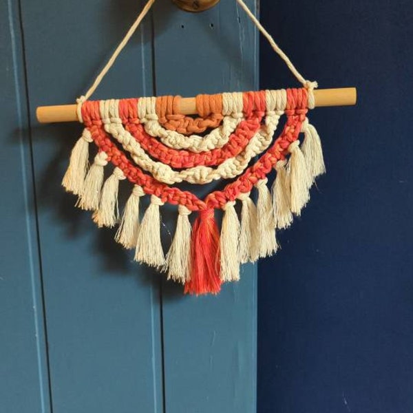 Round Weaving Beginners Kit - Woven Wall Hanging Tutorial - Fibre Arts ...