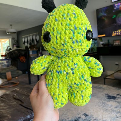 Space Alien Crochet Pattern, Crochet Alien Pattern, Amigurumi Alien ...