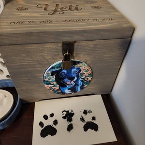 Personalized Pet Memory Box / Urn With Name and Quote or Poem - Etsy