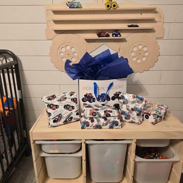 Corner Shelf Montessori Toy Shelf Corner Toyshelf Montessori Wooden ...