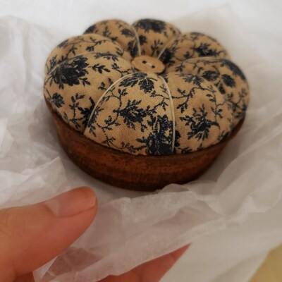 One Handmade Primitive Pin Keep / Pincushion / Pin Cushion in - Etsy