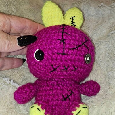 Amigurumi Mini Voodoo Bunny Crochet Pattern. Creepy, Cute, Scary Rabbit ...