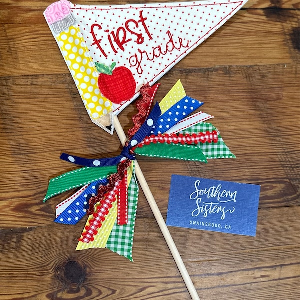 Back to School Pennant With Pencil and Apple & Worm Bean Stitch Machine ...
