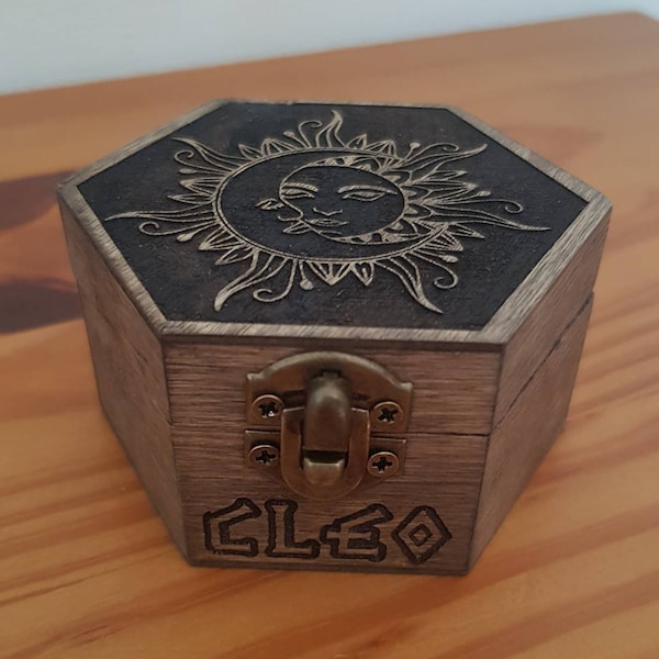 Norse Runes, Elder Futhark Divination Runic Dice, 4 Wooden Dice With ...