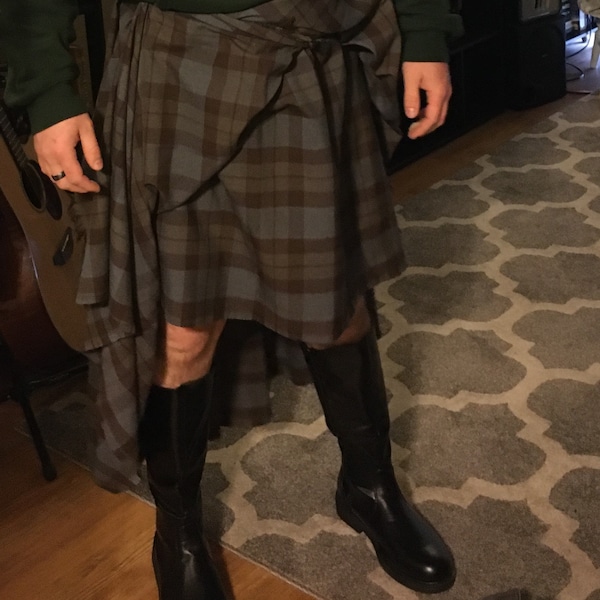 Official OUTLANDER Tartan Kilt - OUTLANDER Great Kilt Made in the USA ...