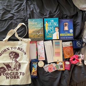 Mega Book Lovers Box - Etsy