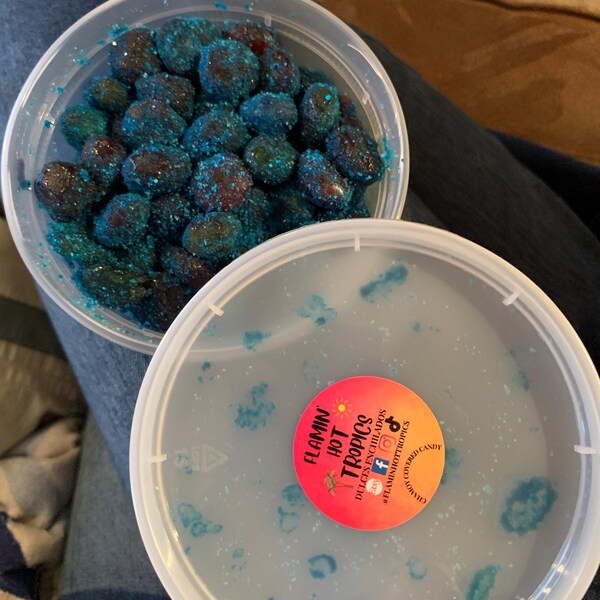 Frosted Gusherz | Blue Razz | Sweet | Sour | Snacks | Candy | Gift ...