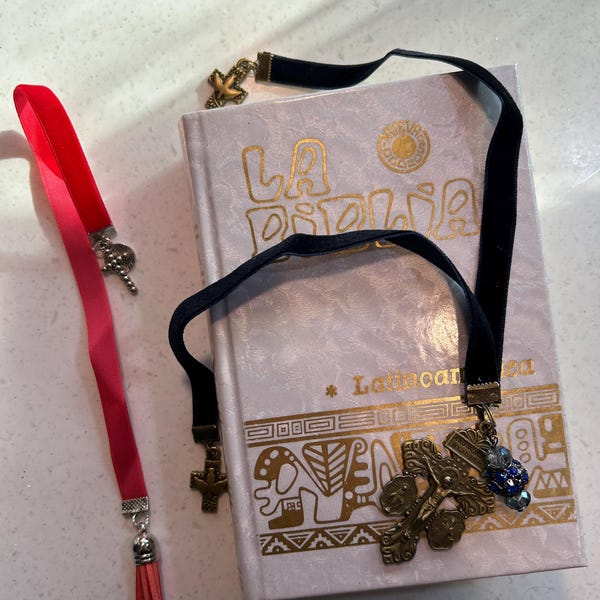 St. Patrick's Day Wreath, Welcome March Wreath, Green Deco Mesh Wreath ...