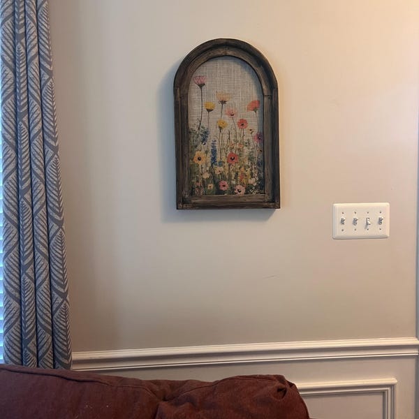 Flower Art in Arched Wood Frame | Farmhouse Botanical Wall Decor ...