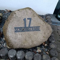 Emaille Hausnummer | Klassische personalisierte Hausnummer aus Emaille ...