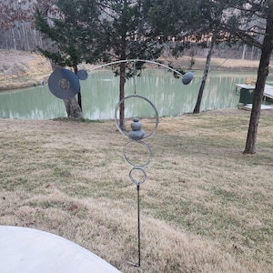 Garden Art Kinetic Wind Sculpture Yard Art Metal Garden Decor With Rock ...