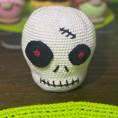 Skull Crochet Pattern, Human Skull PDF Tutorial, Amigurumi Halloween ...