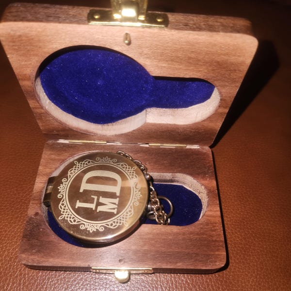 Customizable Compass With Personalized Message Perfect for Travelers ...