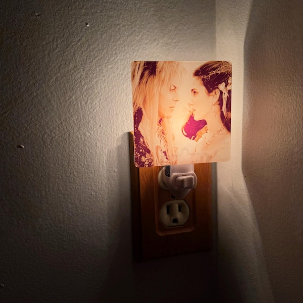 Dawn Weiner Night Light Valentines Day Gift Retro Home Decor Accent 90s ...