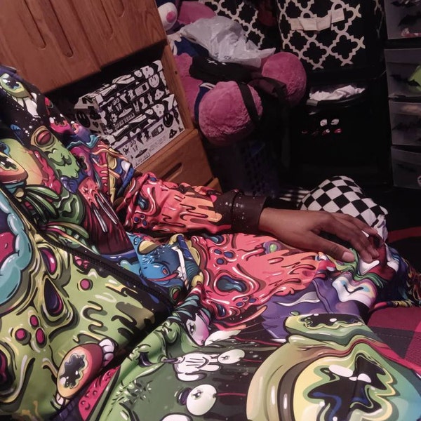 Drippy Pajama With Aliens, Alien Adult Pajamas, Drippy Outfits, Warm ...