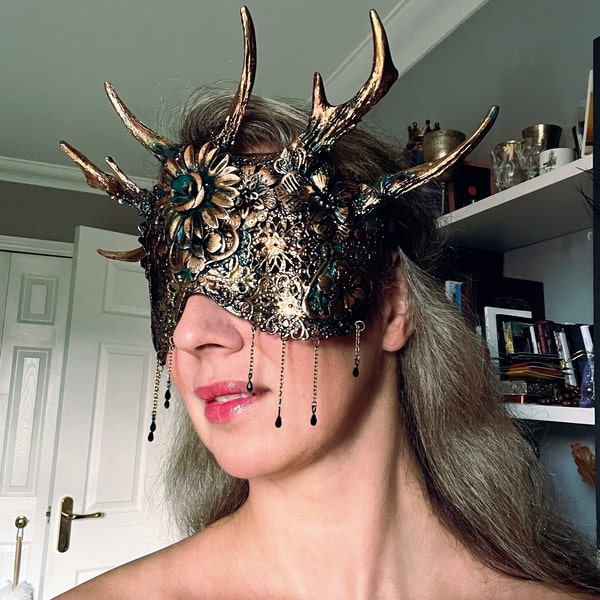 Small Horned Crown Mask - Etsy