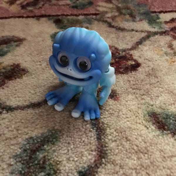 Falkor Luck Dragon Never Ending Story 80s Nostalgia Articulated Desk ...