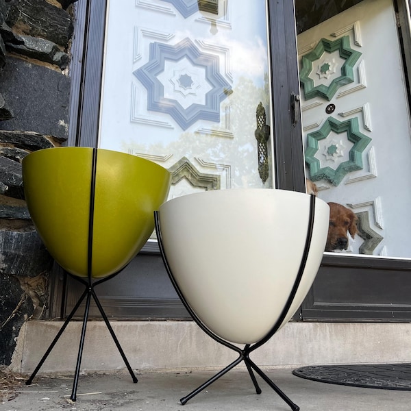 The Retro Bullet Planter by Hip Haven® Factory Outlet - Etsy