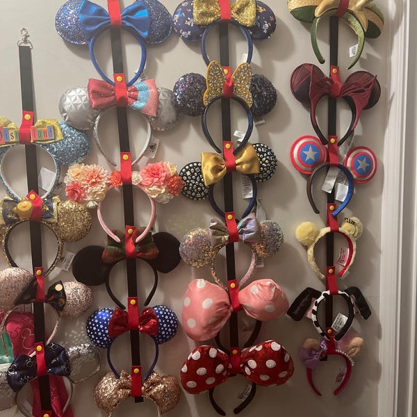 Ear Display|| Mickey/ Minnie Ear Display|| Ear Holder - Etsy