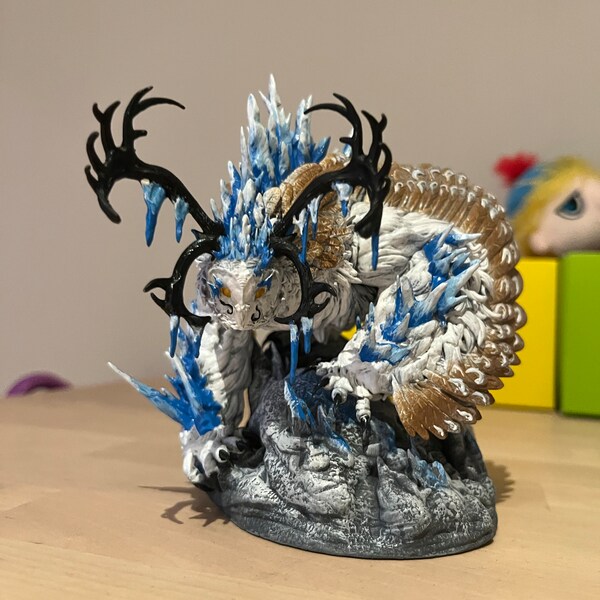 Dawnforged Guardian Pose1, Solstice Ray of Sol' Myr, Role Playing Game ...