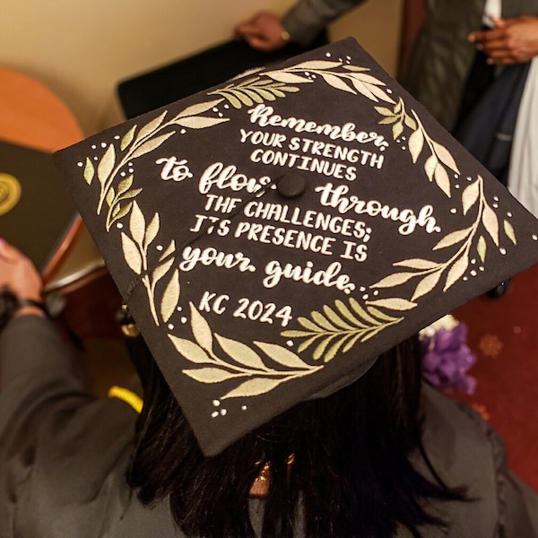 Embroidered Wreath Graduation Cap Topper | Grad Cap Decoration Topper ...