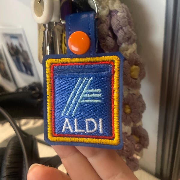 Quarter Keeper Key Chain, Square Quarter Holder Keychain, Square Aldi ...