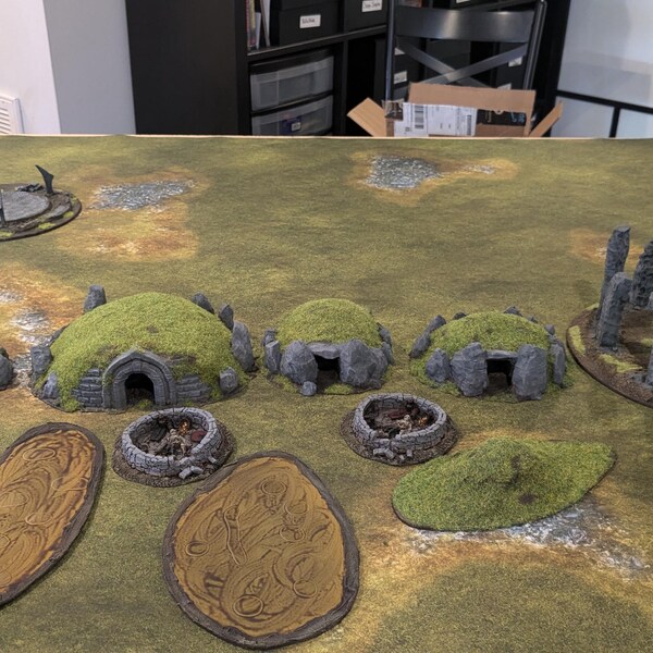 Wolds Barrow Village, Hobbit Burrows, Berrytyne Barrows, Burrows, Small ...