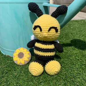 Hatching Bumblebee Crochet Pattern Bee Pattern - Etsy