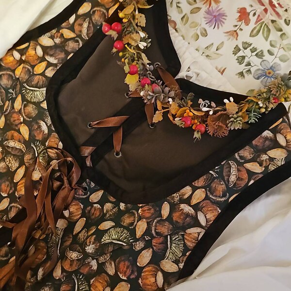 Hobbit Bodice, Chestnuts Autumn Renaissance Corset Flowers Cottagecore ...