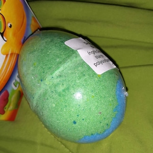 Galaxy Alien Surprise Bath Bomb Glow in Dark Alien Surprise | Etsy