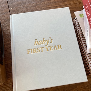 Pregnancy Gift Bundle for Expecting Moms: Pregnancy Journal - Etsy