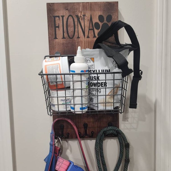 Personalized Wooden Dog Leash Holder Sign for Pet Parents - Etsy