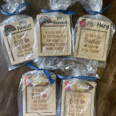 2024 Senior Keychain, Variations Included, Class of 2024 Keychain ...