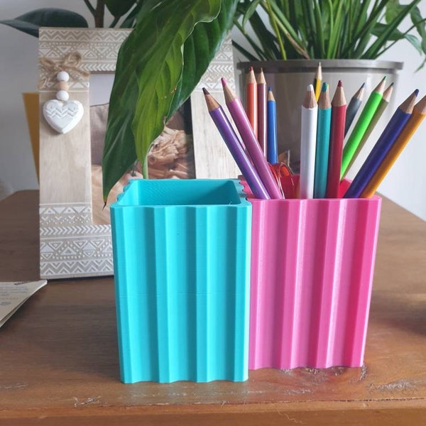ANY COLOUR Minimalist Corrugated Texture Pen Pot - Industrial - Plant ...