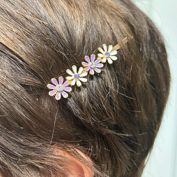 Beautiful Hair Tie With Button, Simple and Elegant Hair Accessories ...