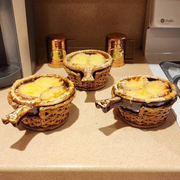 Antique Japanese Imari Vase, Heavy Ceramic Vase With Blue Underglaze ...