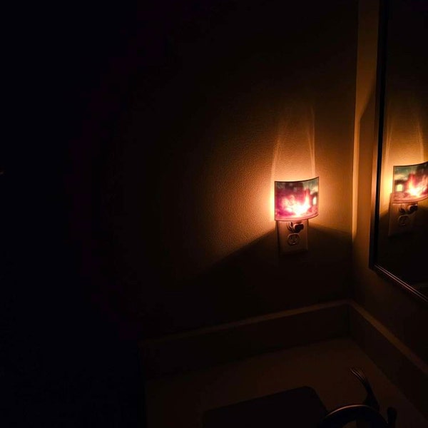 Princess Peach | 3d Illuminated Shadow Box | Video Game Art Decor ...