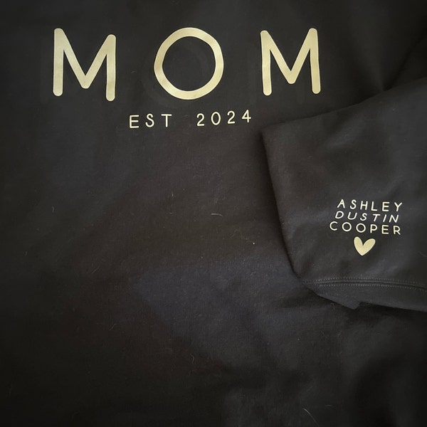 Custom Mama Sweatshirt With Date and Children Name on Sleeve, Mama ...