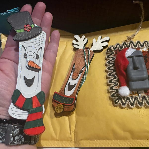 Tiki Christmas Tree Ornament Set Mele Kalikimaka Mini Hawaiian Record ...