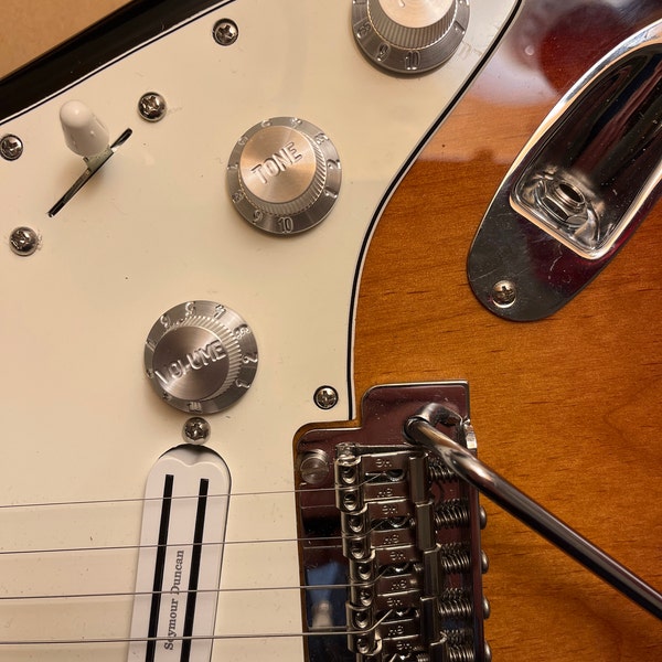 Aluminium Stratocaster Knob Set Strat Tophat Guitar Amp Pedal Volume ...