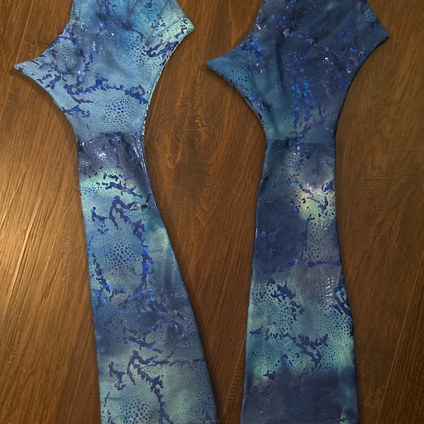 Seascape Webbed Gloves - Etsy