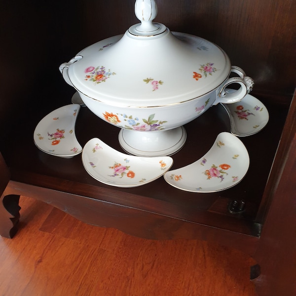 1950s Weimar Teapot - Katharina Pattern - Made in GDR - White and Gold ...