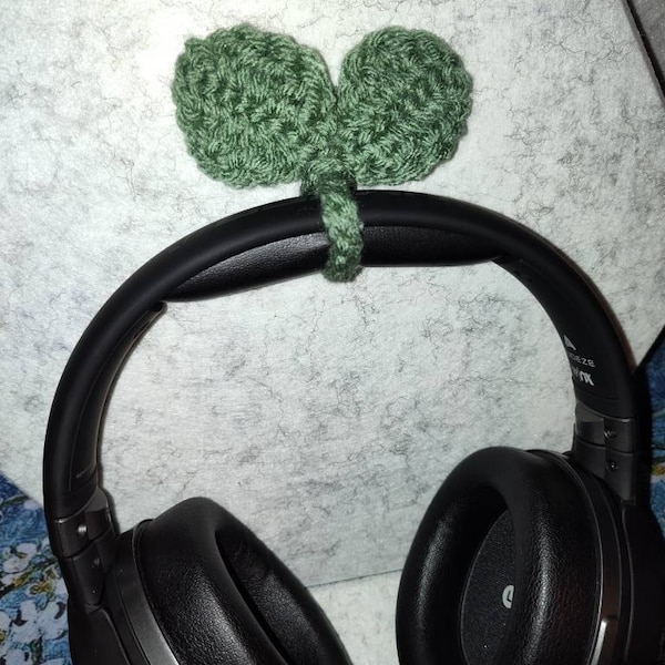 Crochet Sprout Leaf Accessory - Etsy