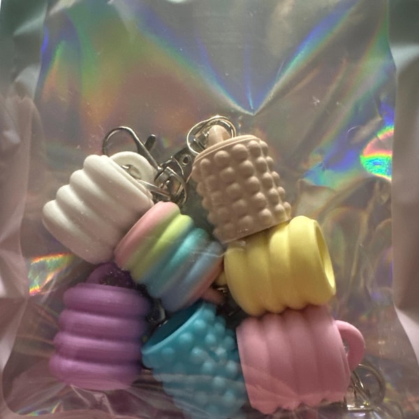 GLOSSGRL Keychain Cap for Lipgloss and Balm Bubble Cap Chap Cap Chap ...