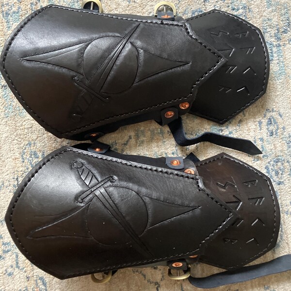 Demi Gauntlets Black Leather Hard Bridal Hand Guard Armor Renfair LARP ...