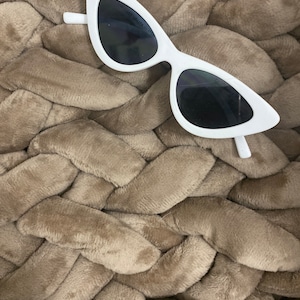 Chunky Rug Chunky Knit Carpet Giant Knit Throw Jumbo Knit | Etsy