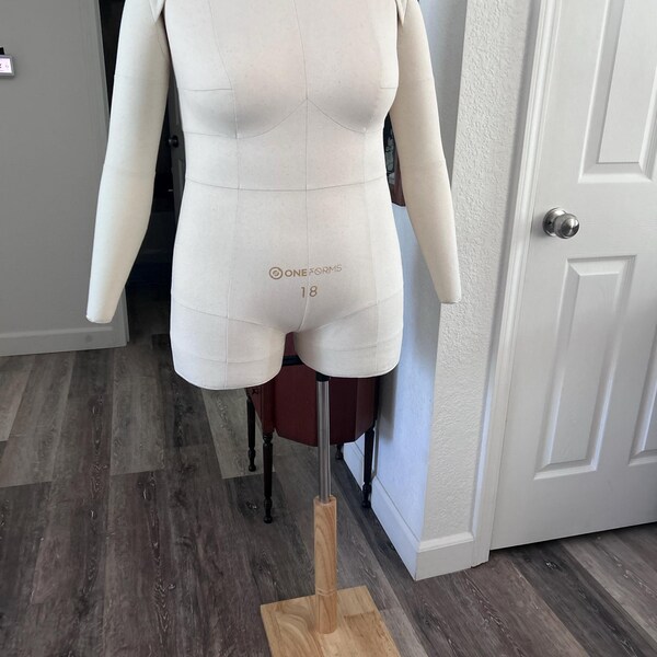 SOFIA SET 1 - SAVE 10% // Soft Anatomic Tailor Dress Form With 2 Arms ...